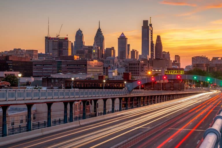 19 Spots for Epic Photos of Philadelphia's Skyline - Uncovering PA