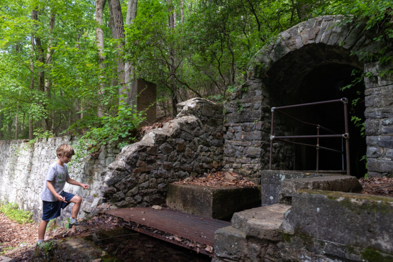 Hiking the Mount Misery Trails to the Abandoned Colonial Springs ...