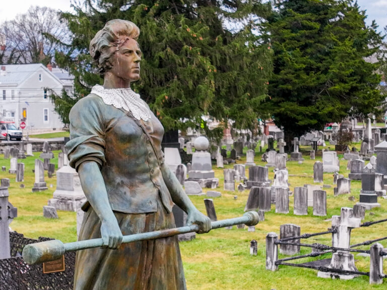 Visiting the Grave of Molly Pitcher in Carlisle, PA - Uncovering PA