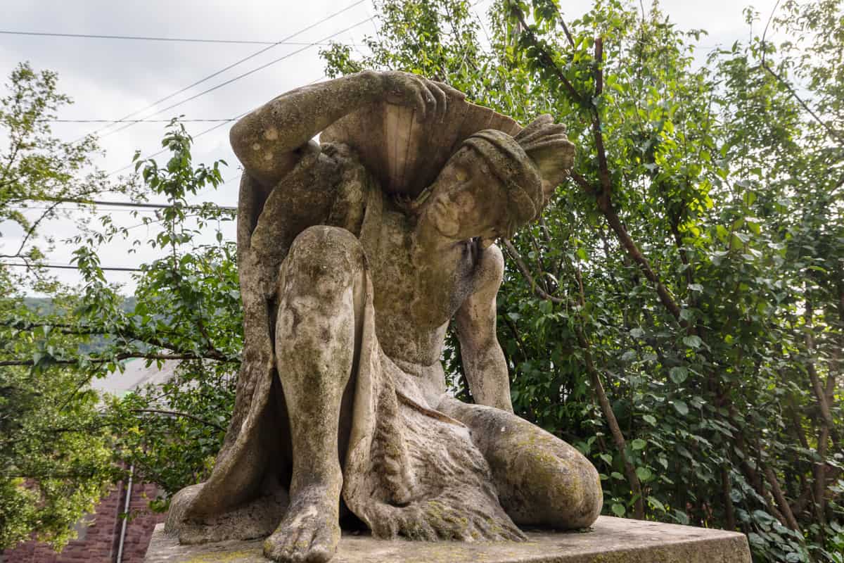 Touring the Asa Packer Mansion in Jim Thorpe, PA - Uncovering PA