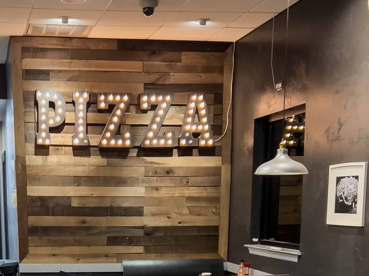Tasting the Cold Topping Pizza at Beto's in Pittsburgh - Uncovering PA