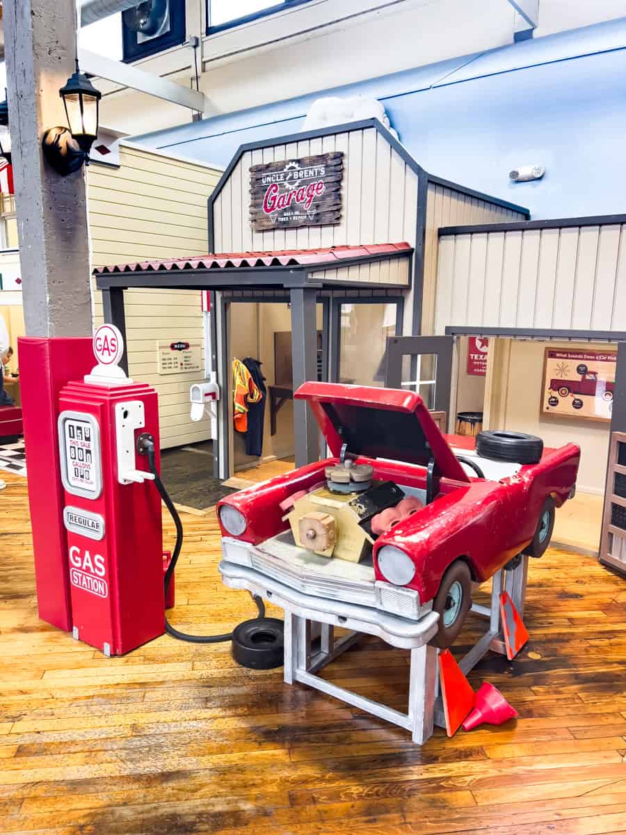 Tiny Town in Lancaster: A Fun Spot for Young Kids to Play - Uncovering PA